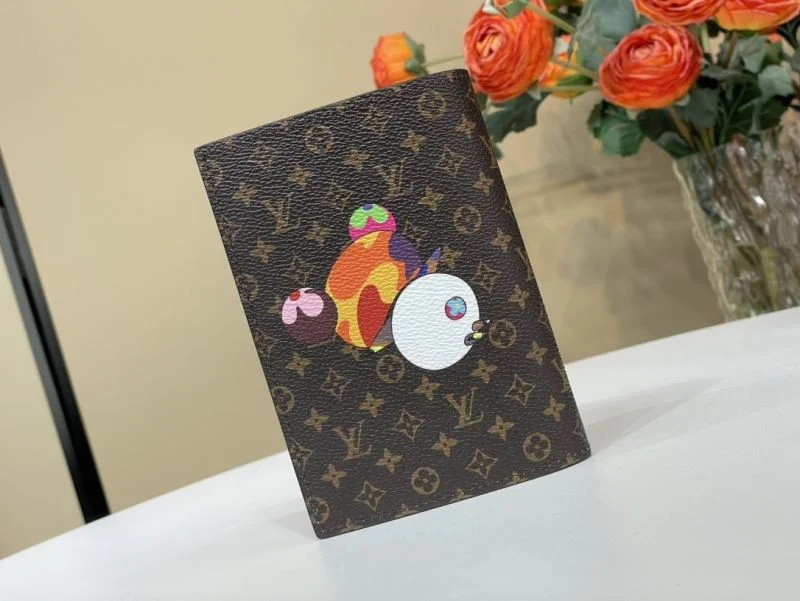 Indistinguishable Louis Vuitton Wallets Purse