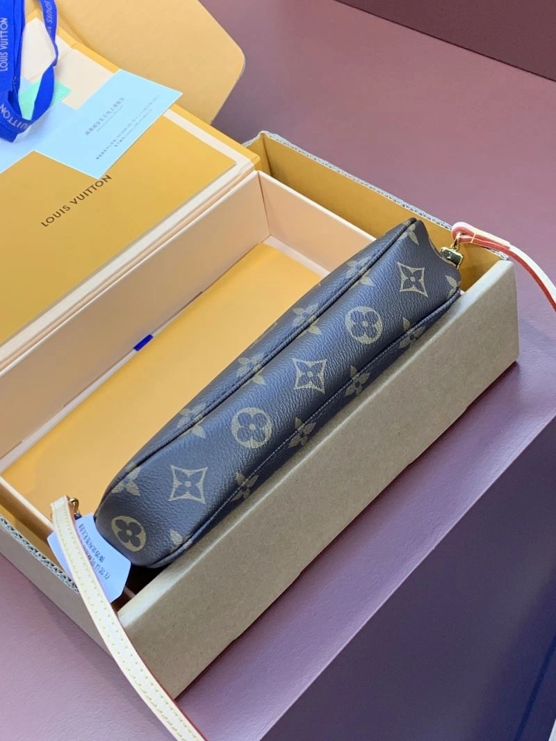 Indistinguishable Louis Vuitton Wallets Purse