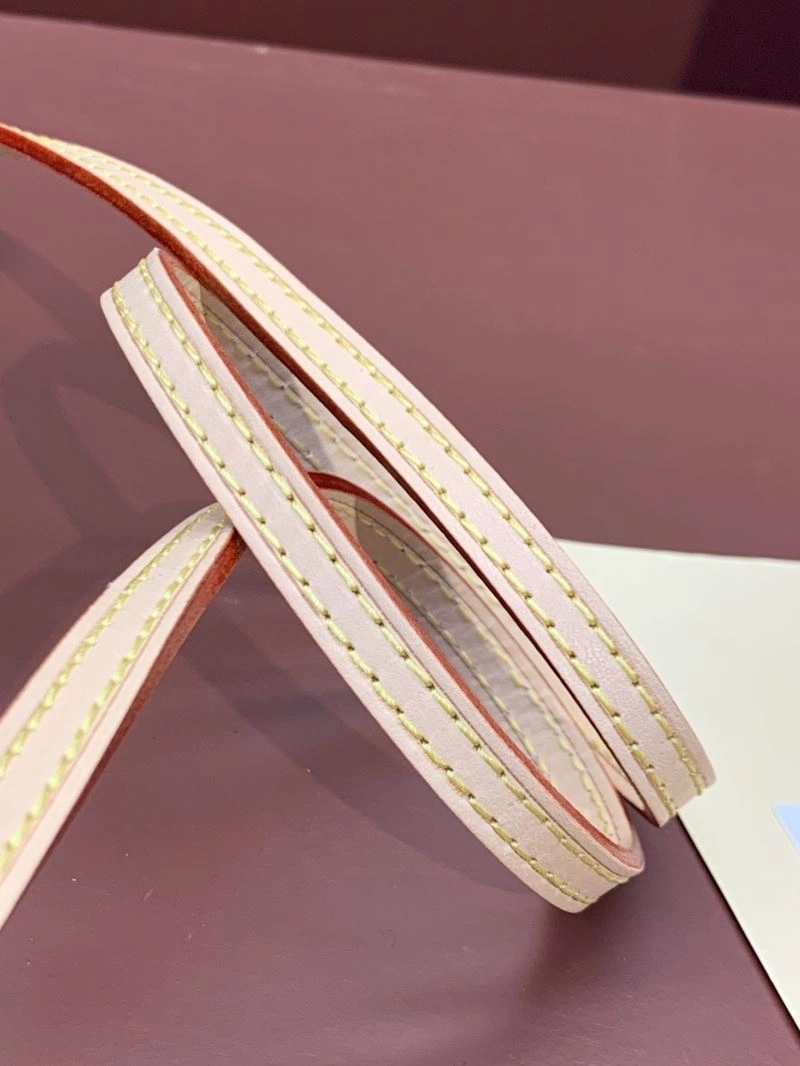 Indistinguishable Louis Vuitton Wallets Purse