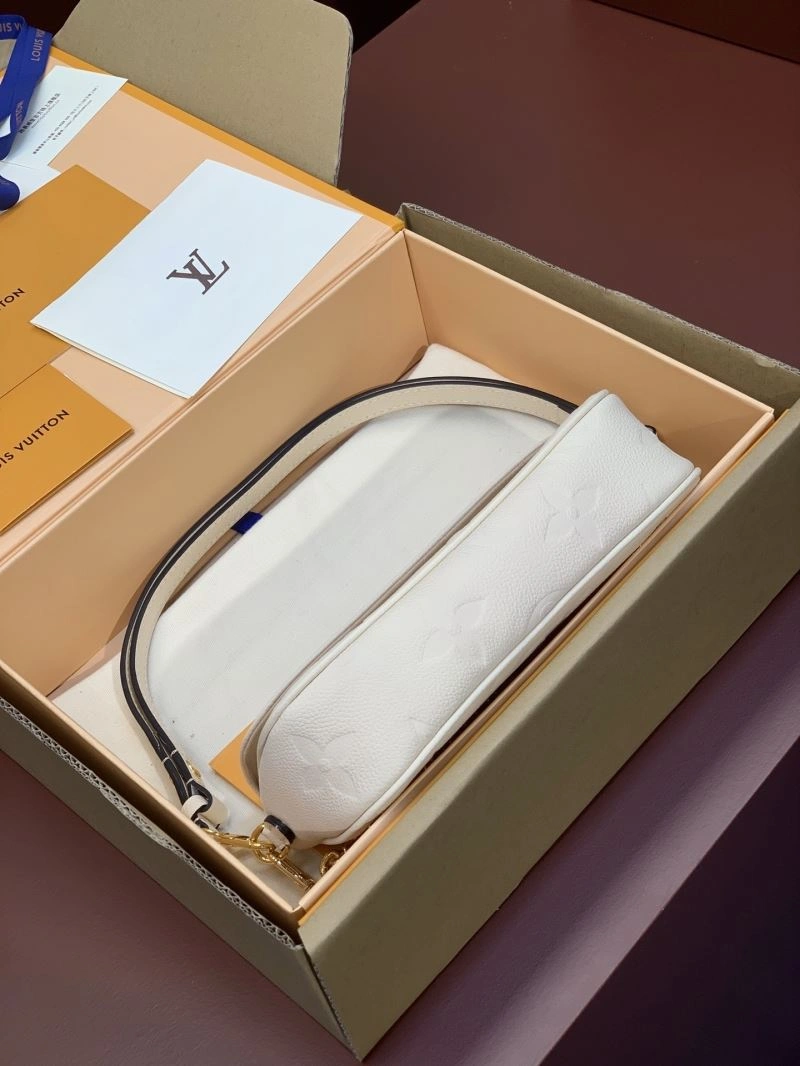 Indistinguishable Louis Vuitton Wallets Purse