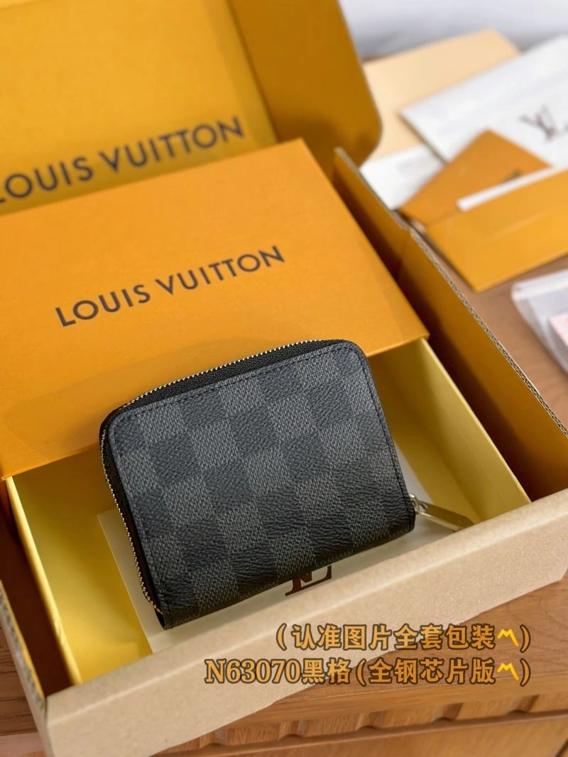 Accurate model Louis Vuitton Wallets Purse