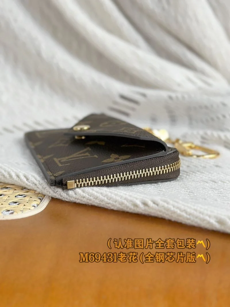 Exact replica Louis Vuitton Wallets Purse
