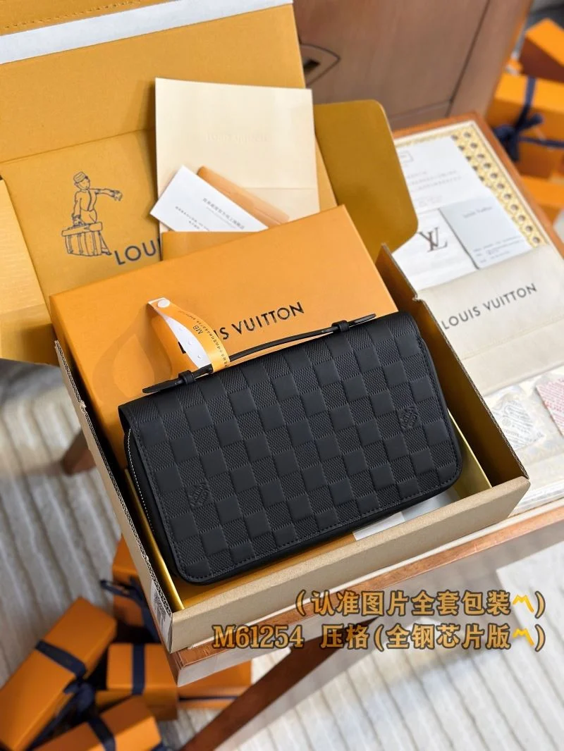 Exact replica Louis Vuitton Wallets Purse