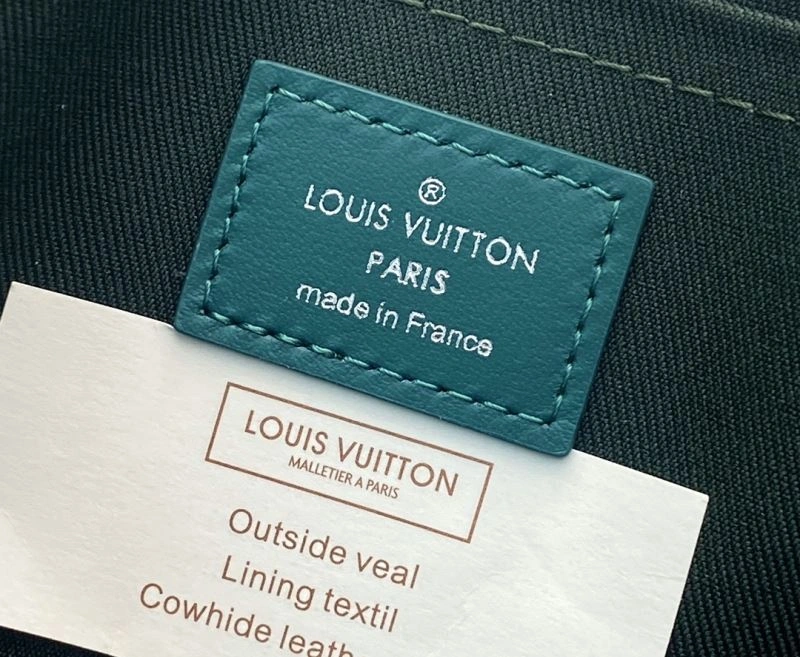 Perfect replica Louis Vuitton Wallets Purse
