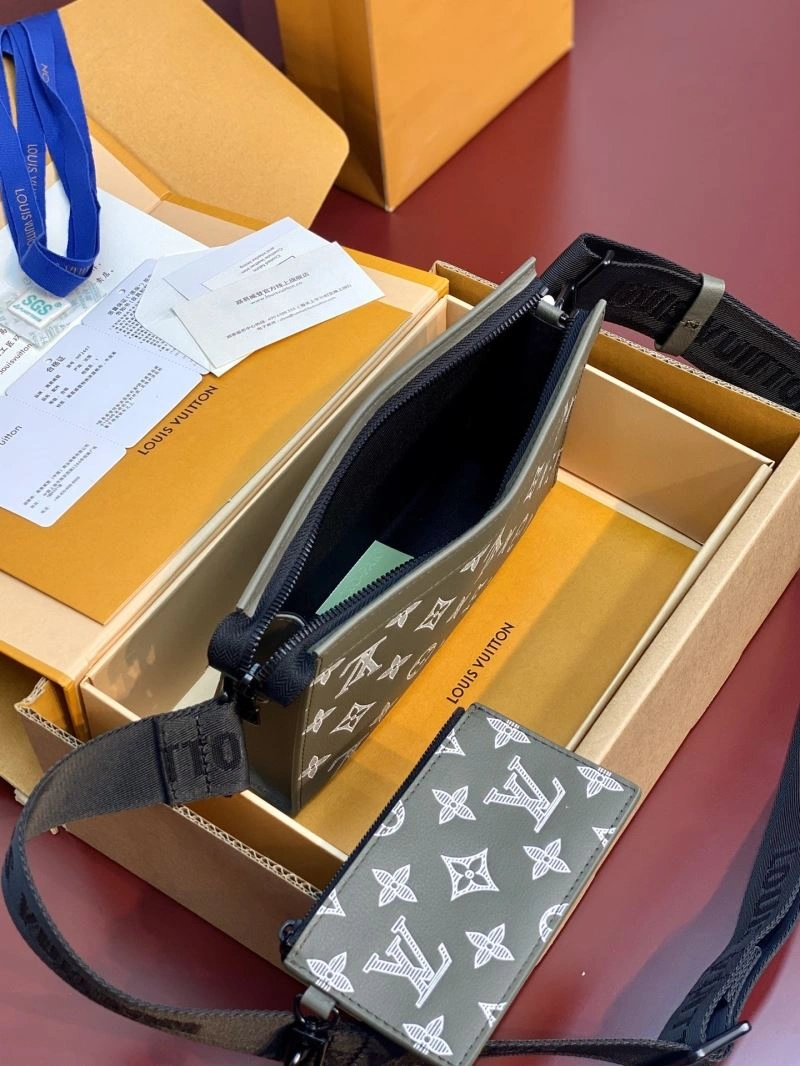 Exact replica Louis Vuitton Wallets Purse