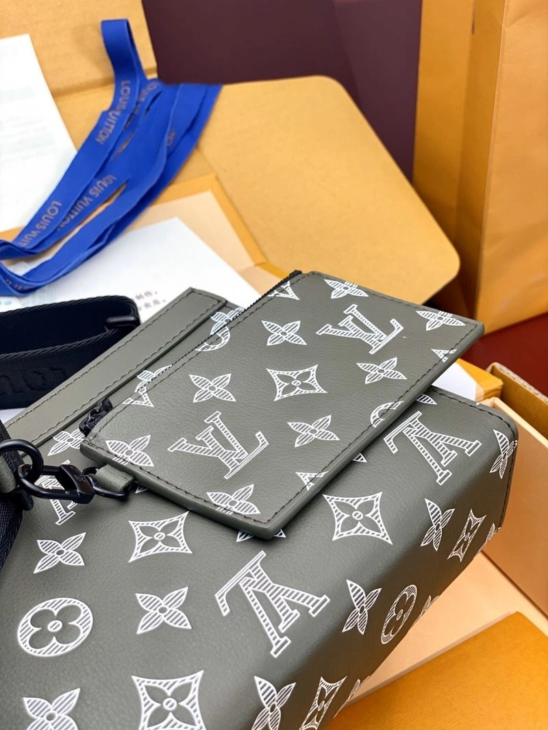 Exact replica Louis Vuitton Wallets Purse