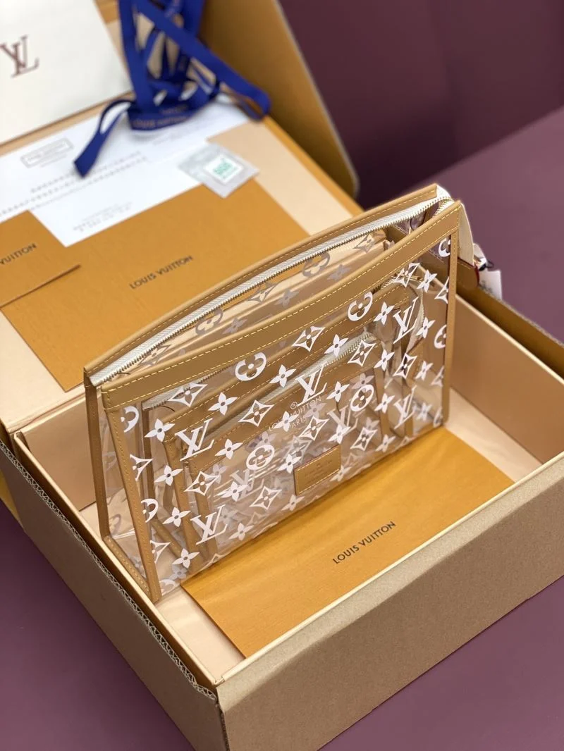 Indistinguishable Louis Vuitton Wallets Purse