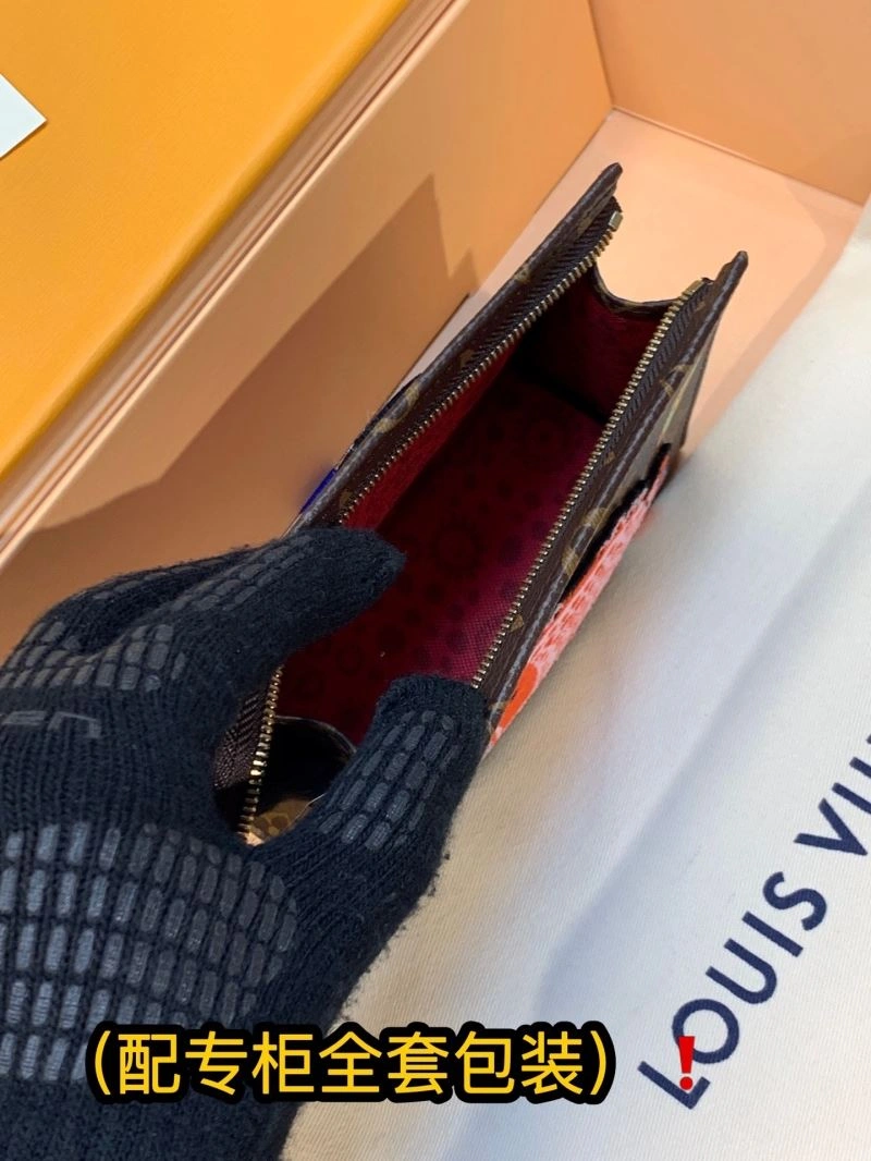Accurate model Louis Vuitton Wallets Purse