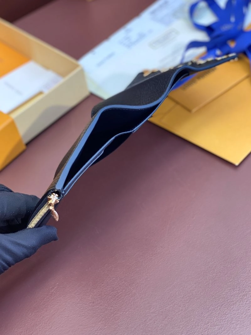 Mirror quality Louis Vuitton Wallets Purse