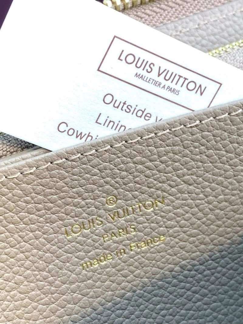 Perfect replica Louis Vuitton Wallets Purse