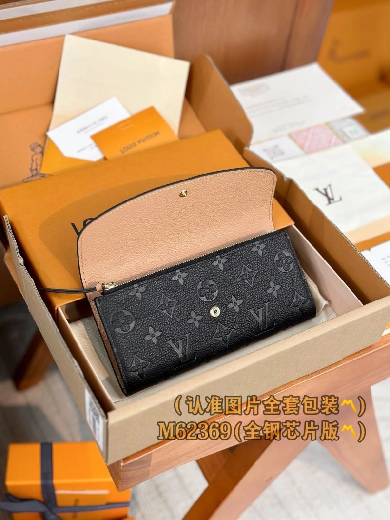 Exact replica Louis Vuitton Wallets Purse