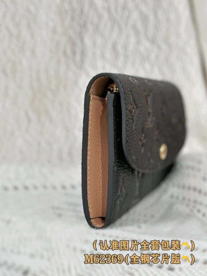 Exact replica Louis Vuitton Wallets Purse