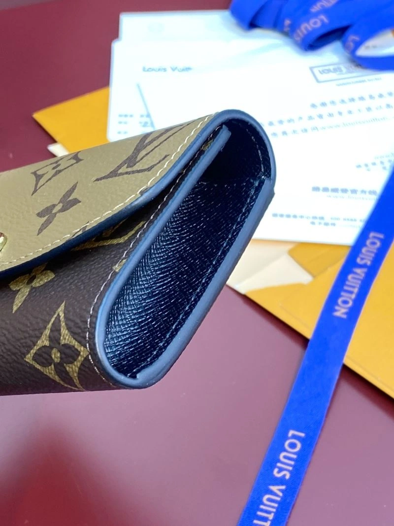 High accuracy Louis Vuitton Wallets Purse