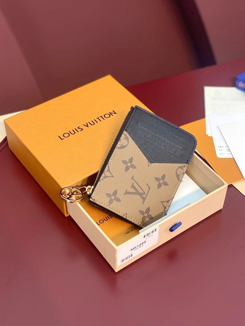 Indistinguishable Louis Vuitton Wallets Purse
