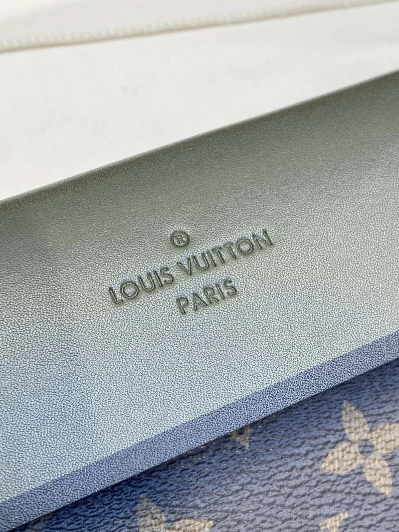 Perfect replica Louis Vuitton Wallets Purse