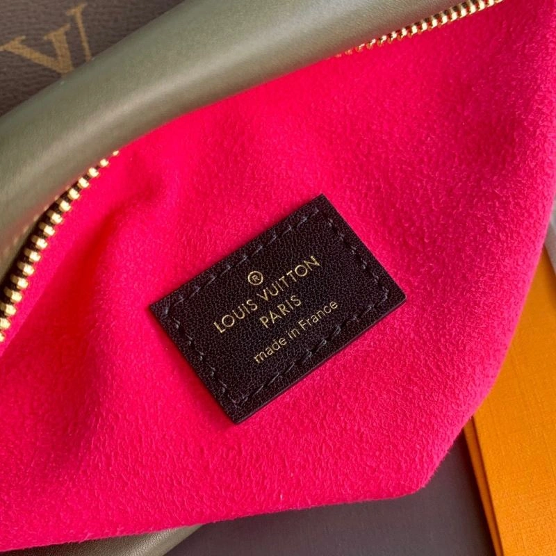 Perfect replica Louis Vuitton Wallets Purse