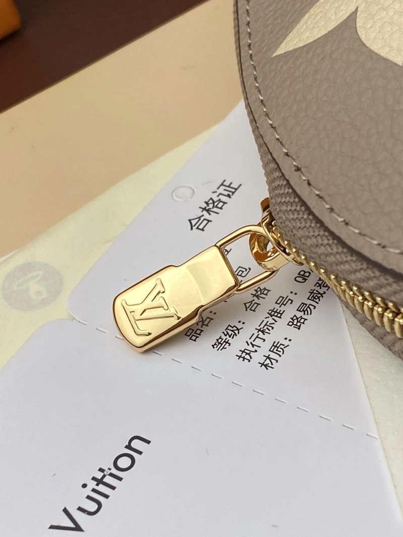 Mirror quality Louis Vuitton Wallets Purse