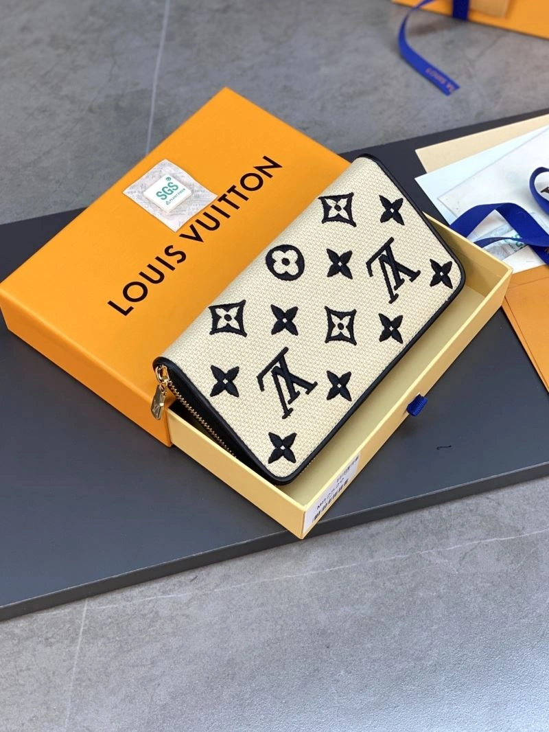 High accuracy Louis Vuitton Wallets Purse