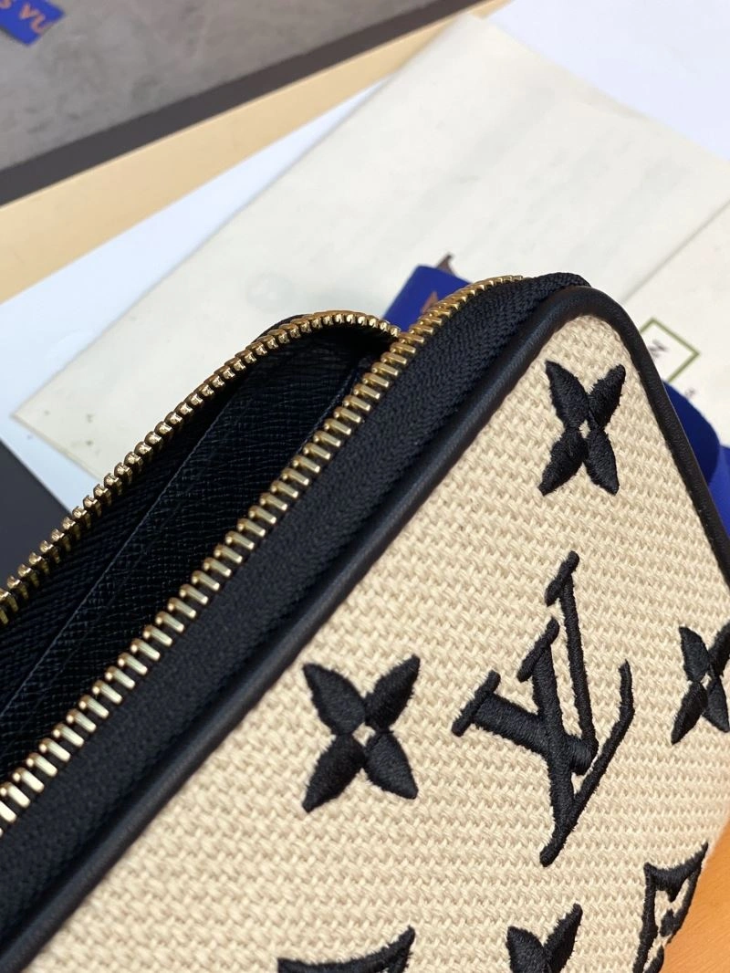 High accuracy Louis Vuitton Wallets Purse