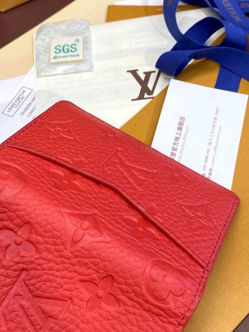 Indistinguishable Louis Vuitton Wallets Purse