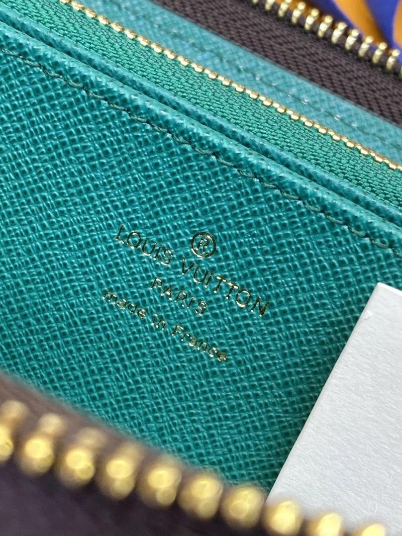 Perfect replica Louis Vuitton Wallets Purse