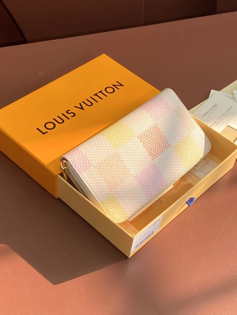 Reasonably priced Louis Vuitton Wallets Purse