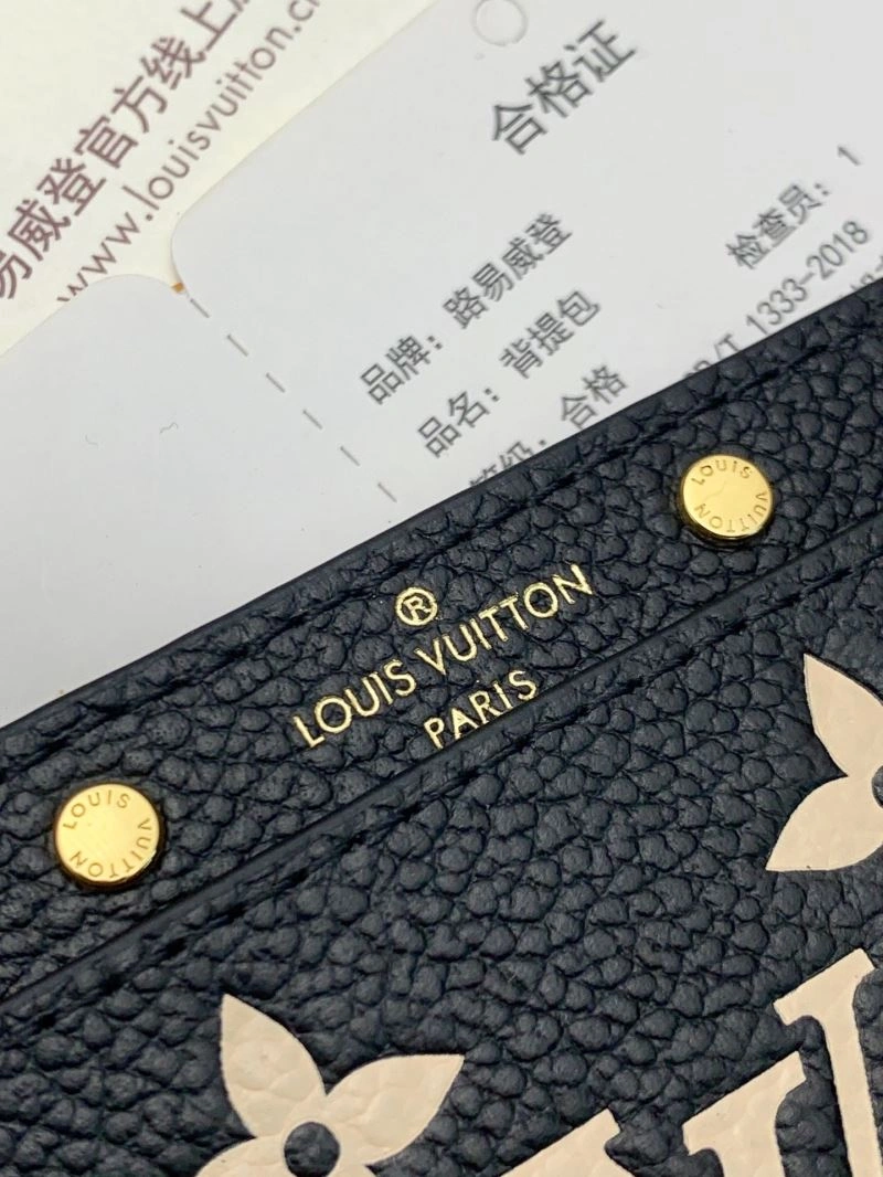 Exact replica Louis Vuitton Wallets Purse