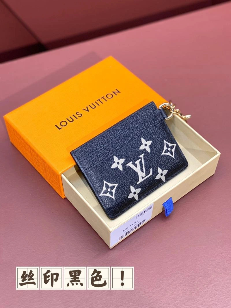 Exact replica Louis Vuitton Wallets Purse