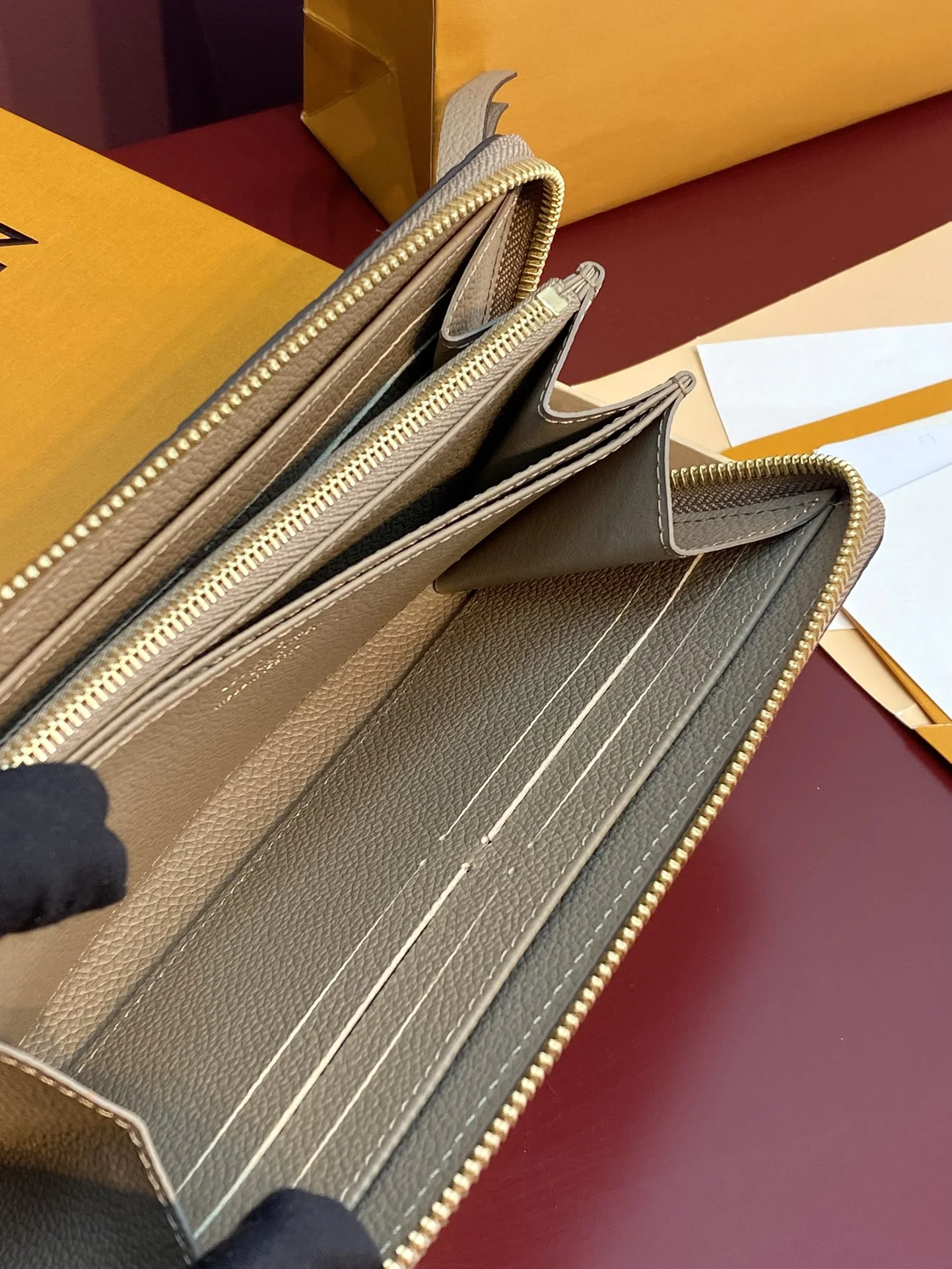 1:1 copy Louis Vuitton Wallets Purse