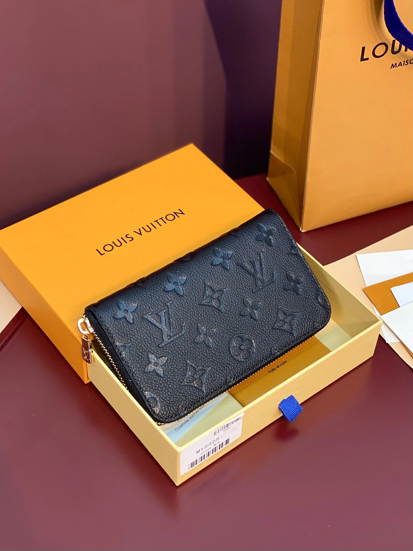 Perfect replica Louis Vuitton Wallets Purse