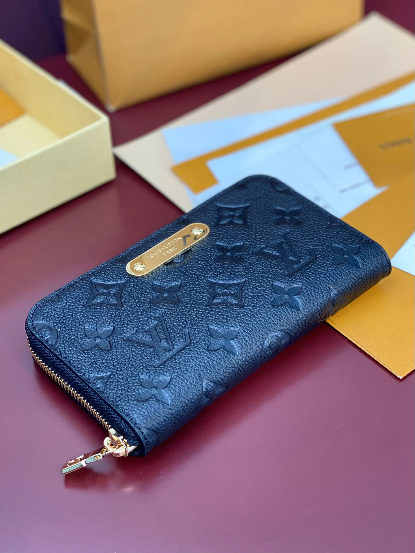 Perfect replica Louis Vuitton Wallets Purse
