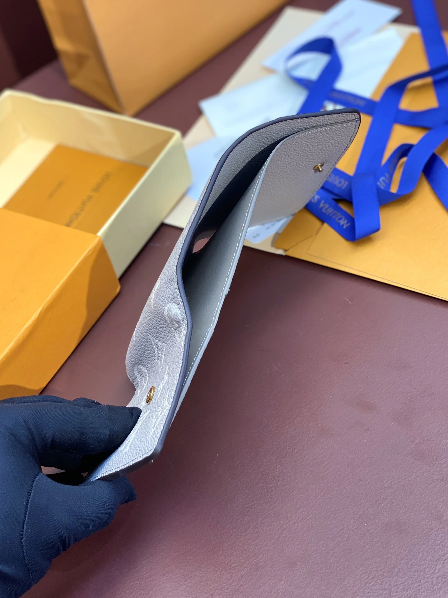 Value-priced Louis Vuitton Wallets Purse