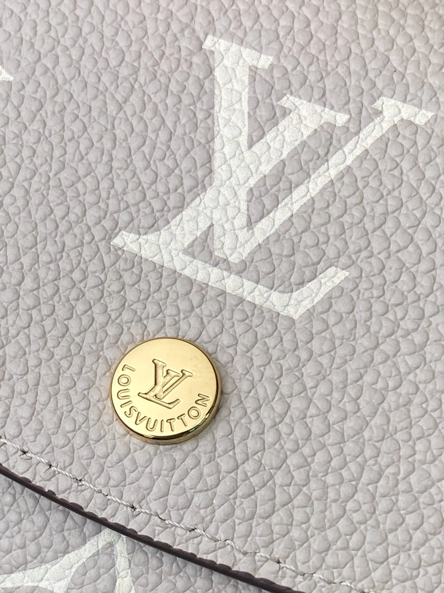 Value-priced Louis Vuitton Wallets Purse
