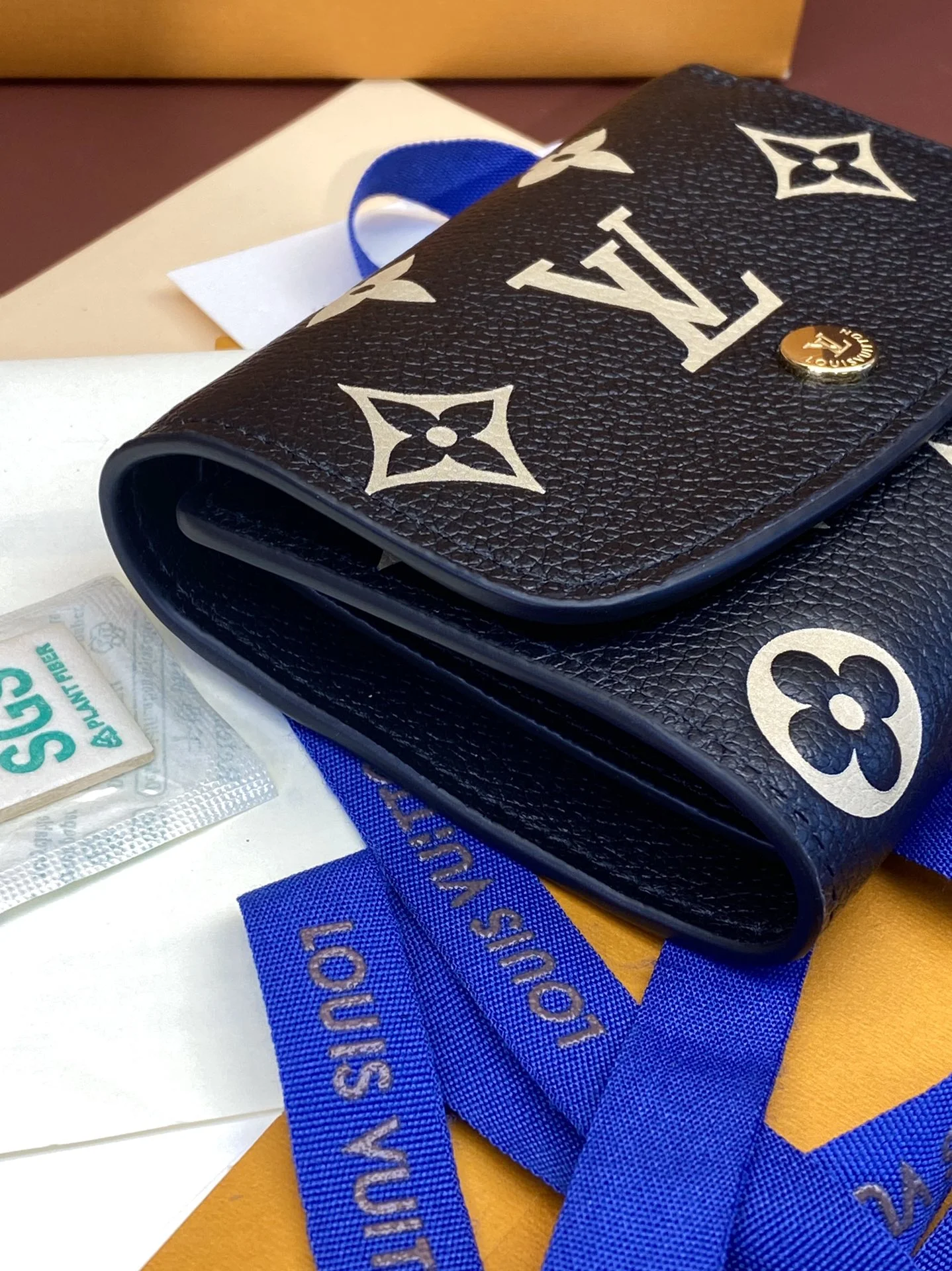Low-cost Louis Vuitton Wallets Purse