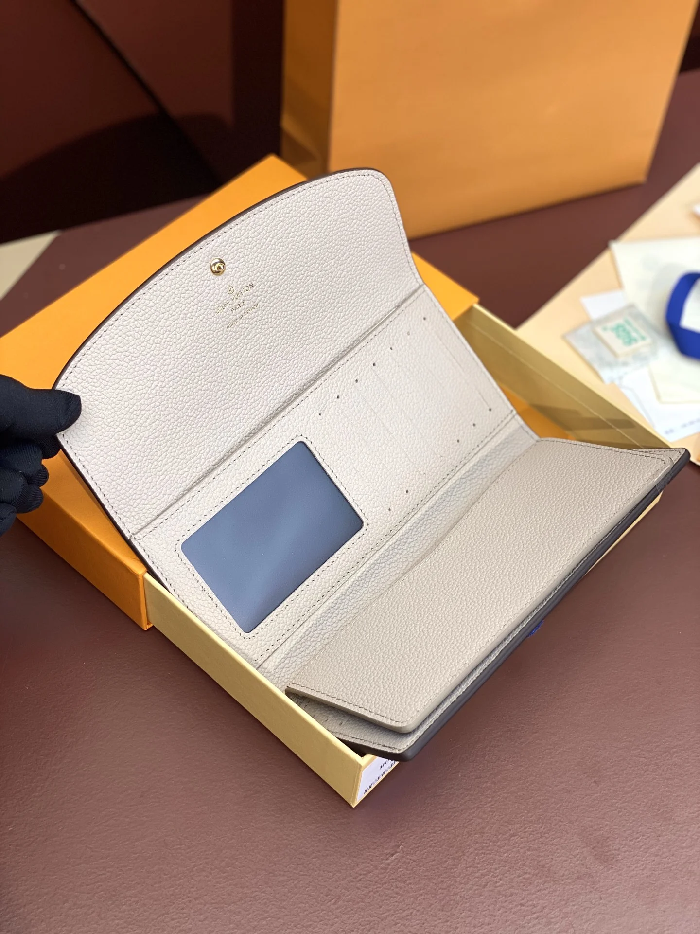 Budget-friendly Louis Vuitton Wallets Purse