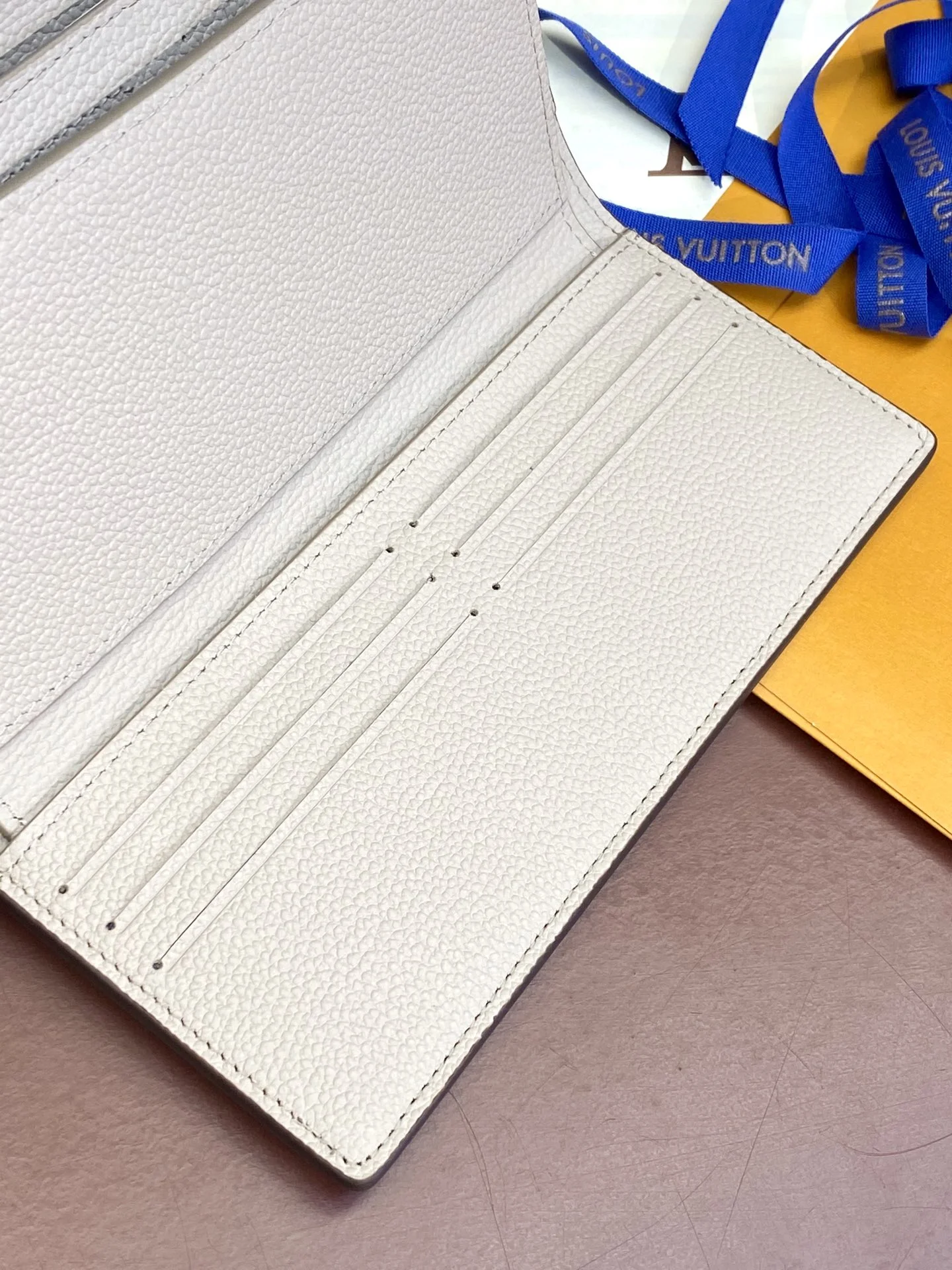 Budget-friendly Louis Vuitton Wallets Purse