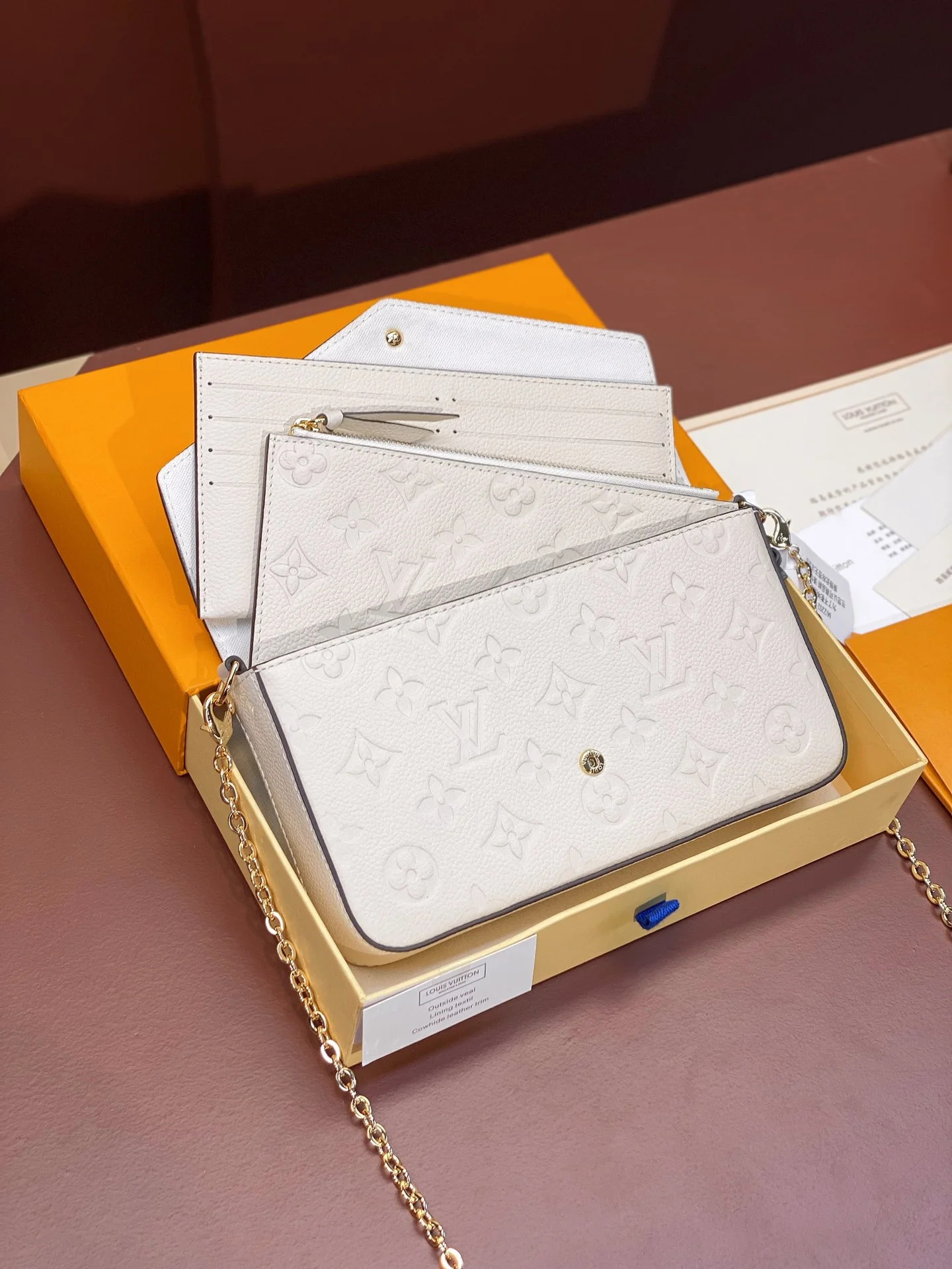 Perfect replica Louis Vuitton Wallets Purse