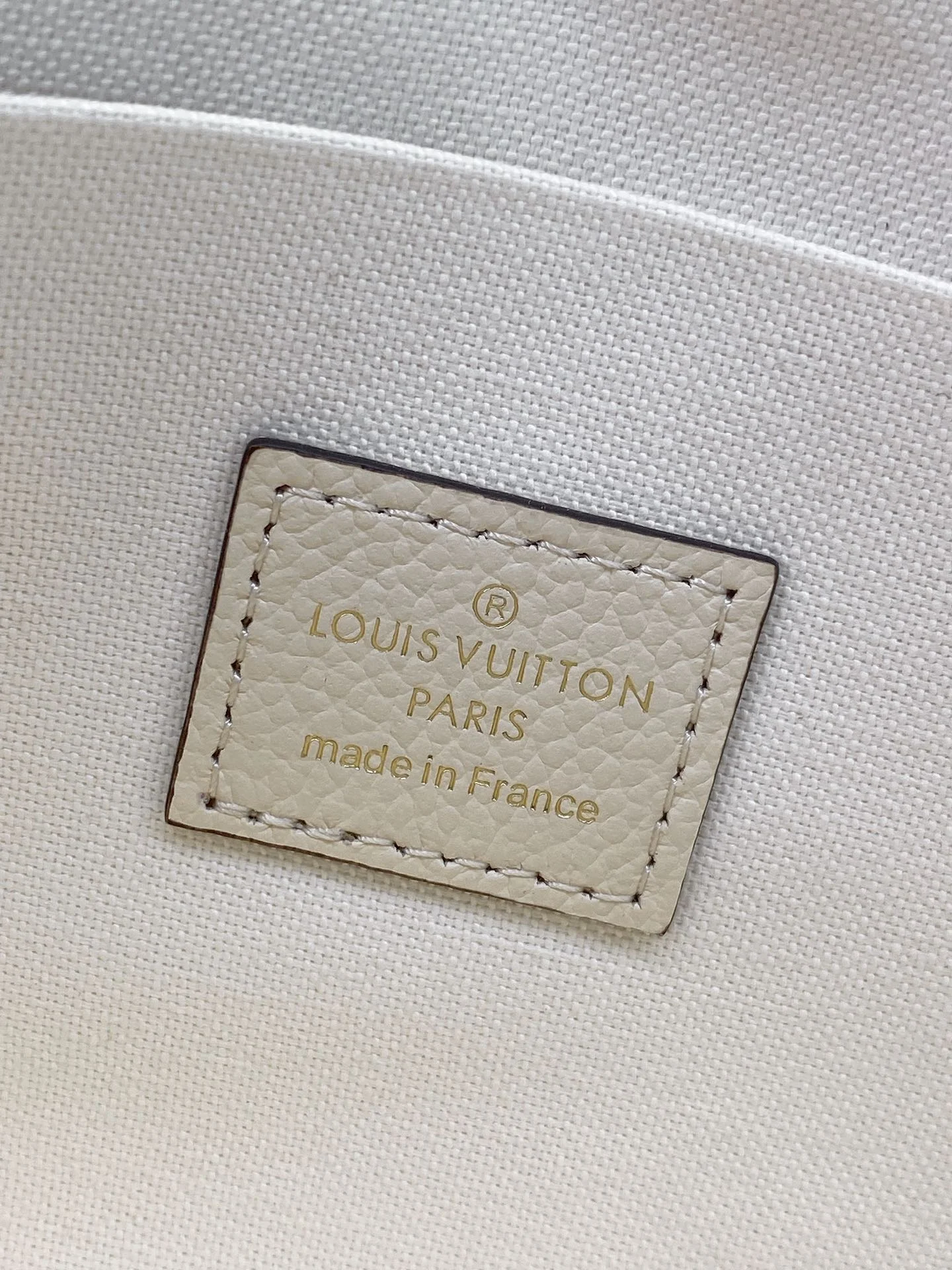 Perfect replica Louis Vuitton Wallets Purse