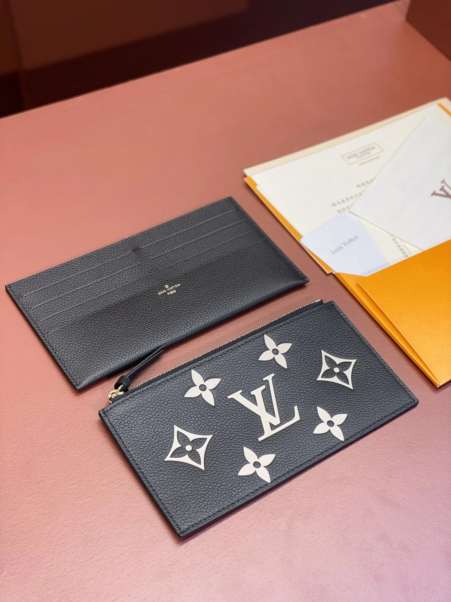 Exact replica Louis Vuitton Wallets Purse