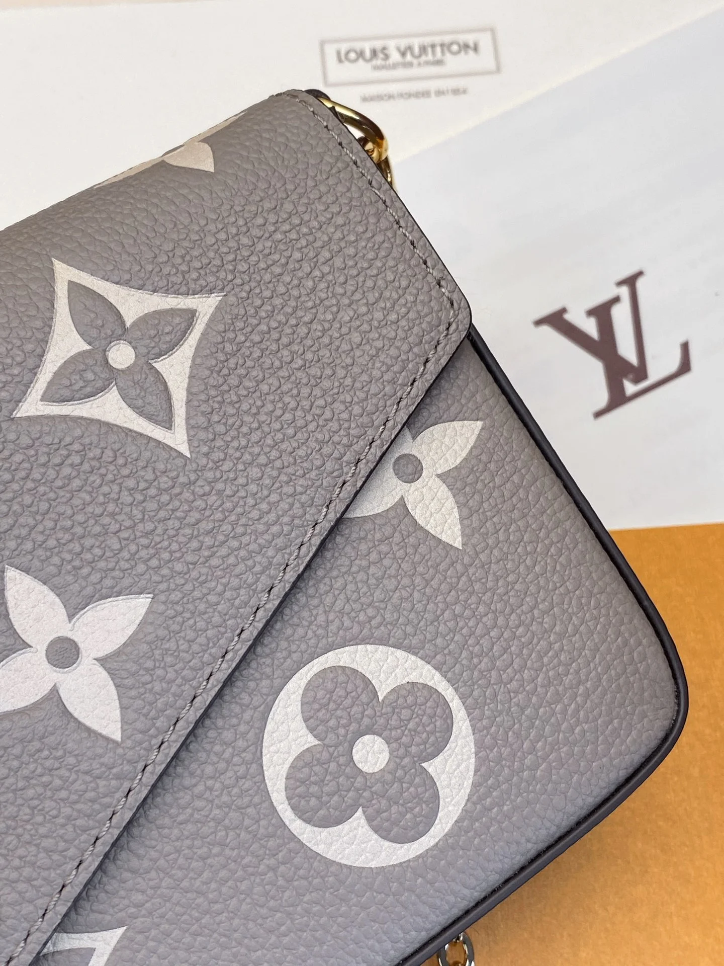 Top mirror Louis Vuitton Wallets Purse