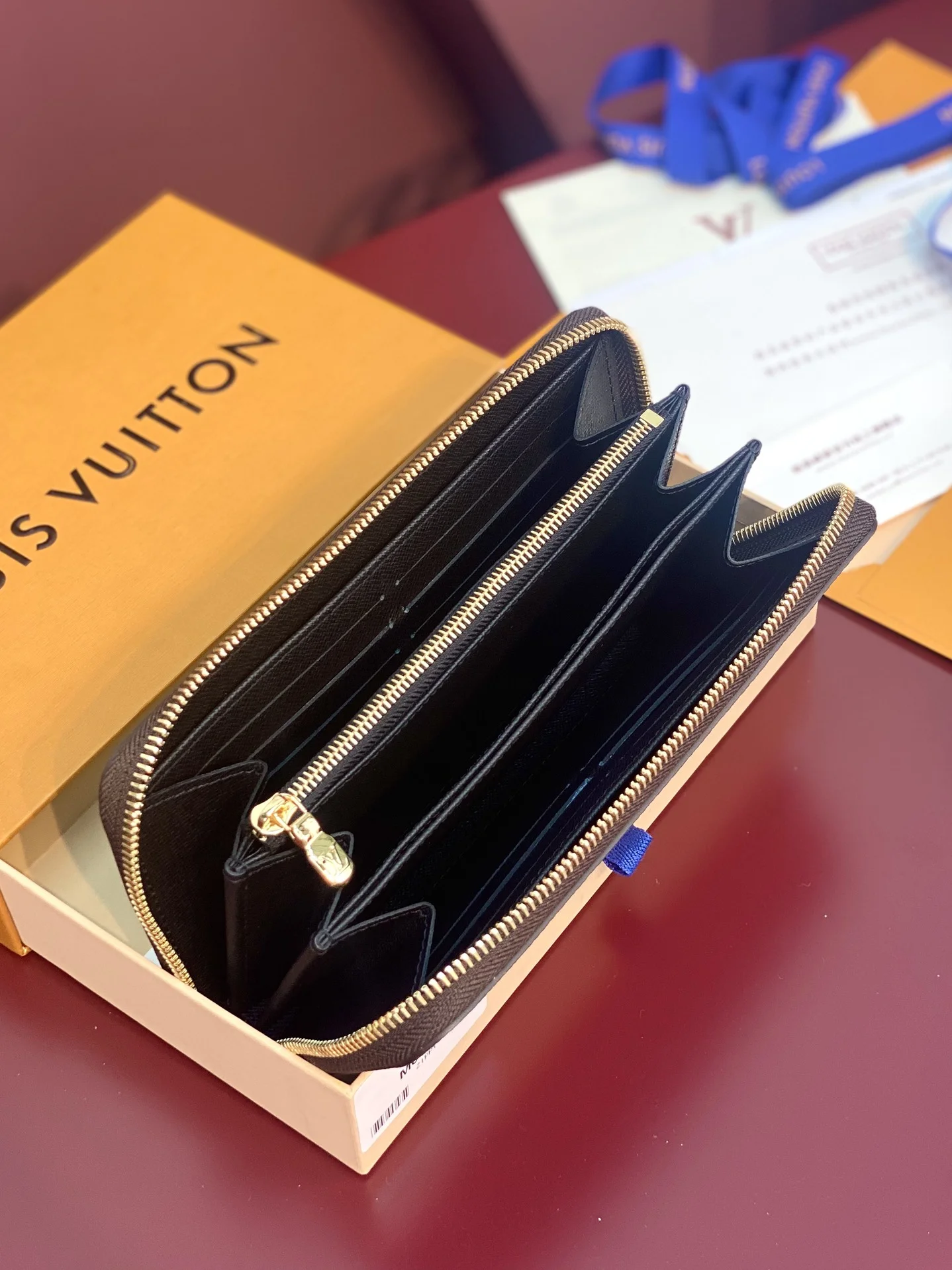 Official Louis Vuitton Wallets Purse