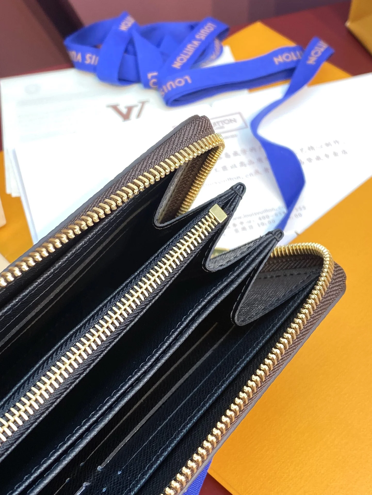 Official Louis Vuitton Wallets Purse