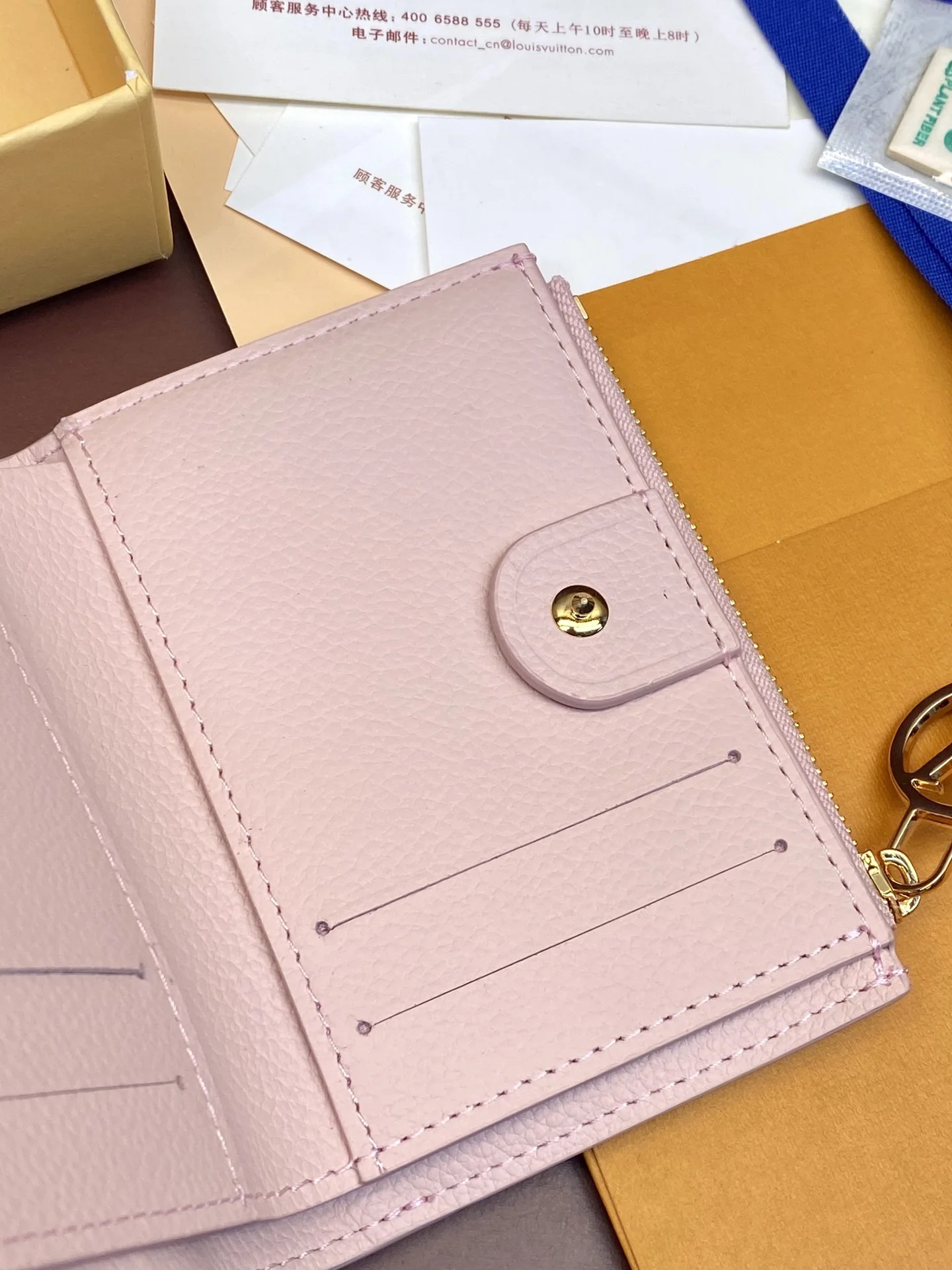 High accuracy Louis Vuitton Wallets Purse