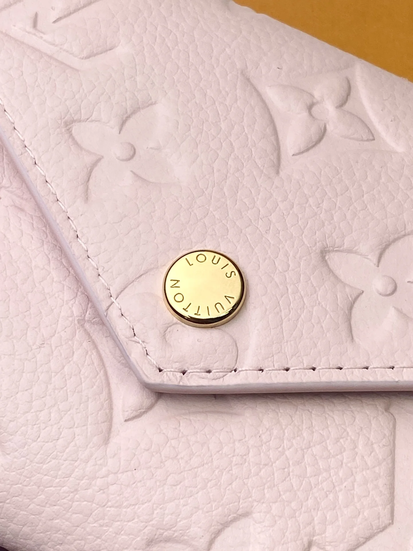 Cut-rate Louis Vuitton Wallets Purse