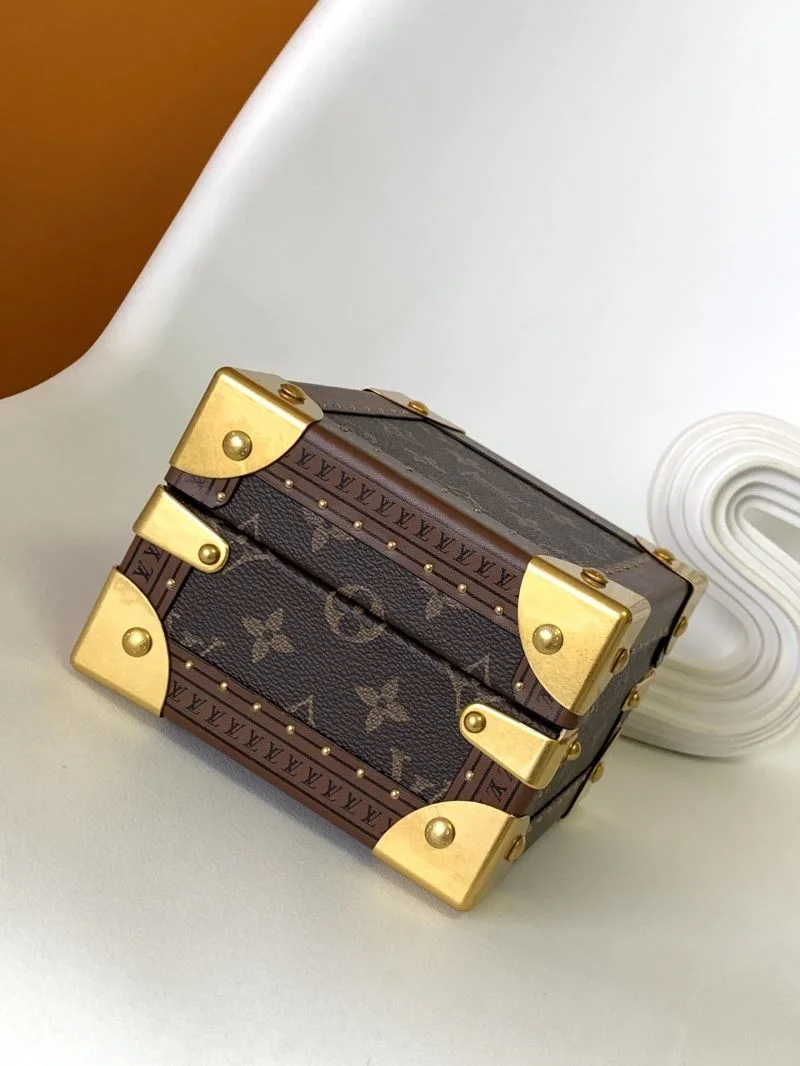 Bargain Louis Vuitton Watch Box
