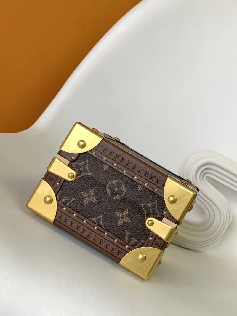 Bargain Louis Vuitton Watch Box