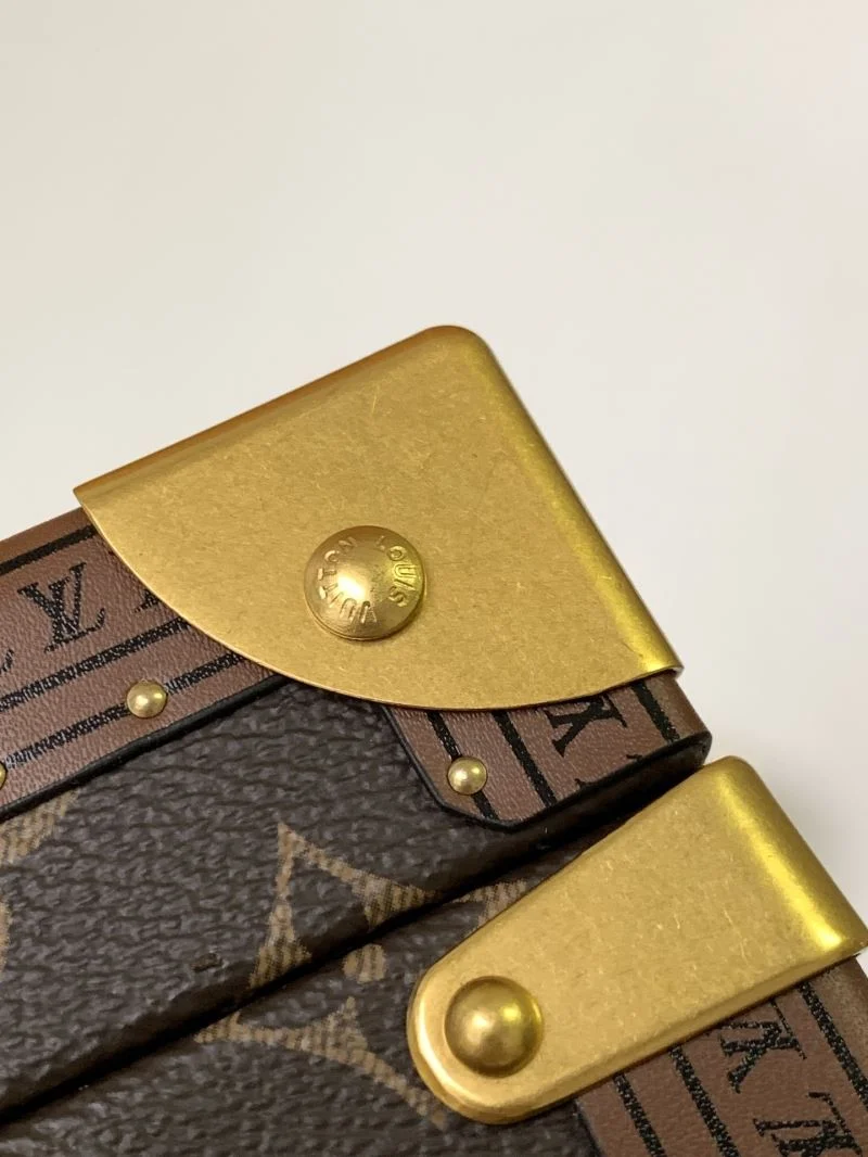 Bargain Louis Vuitton Watch Box