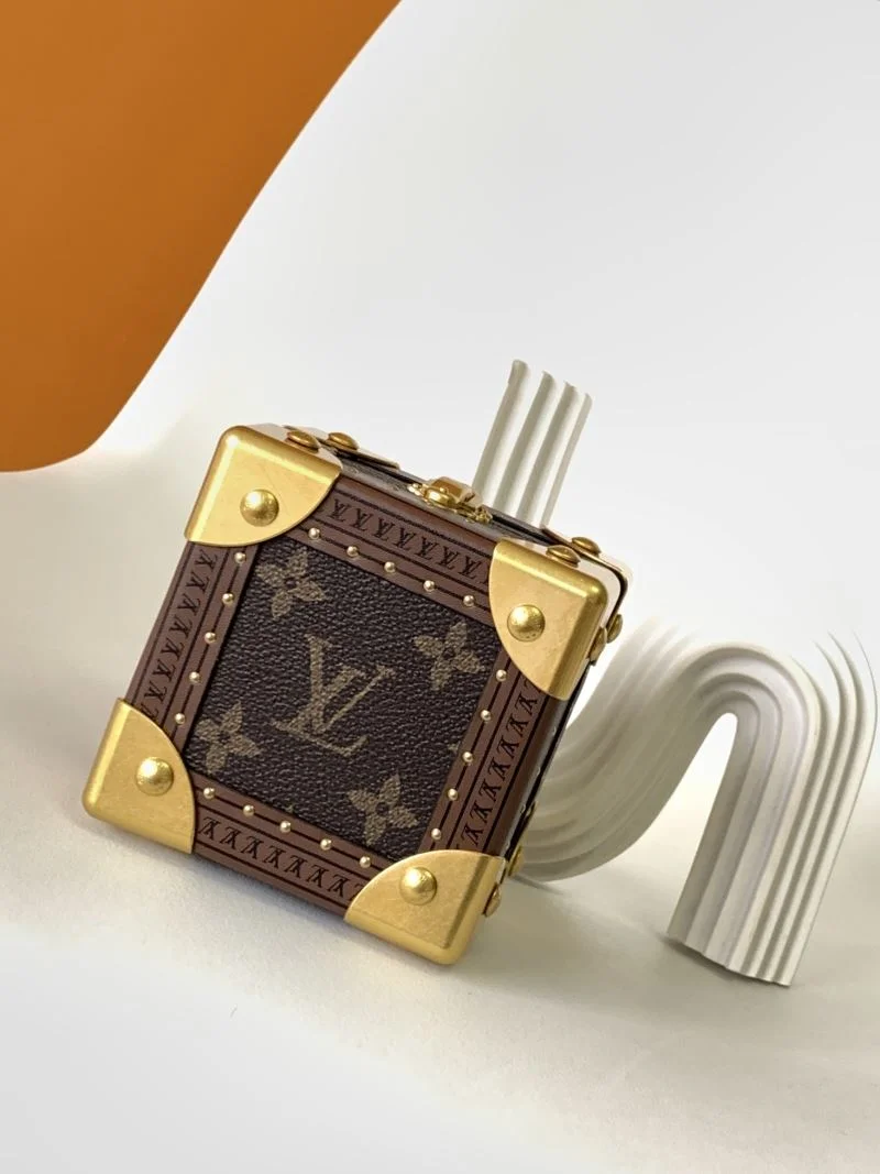 Exact replica Louis Vuitton Watch Box
