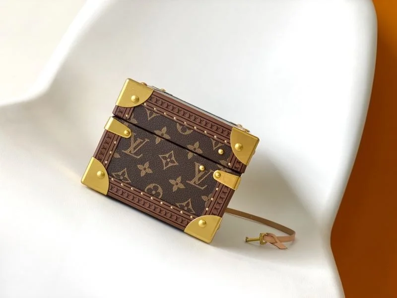 Bargain Louis Vuitton Watch Box