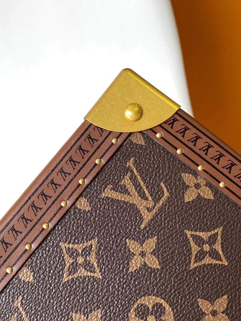 Bargain Louis Vuitton Watch Box